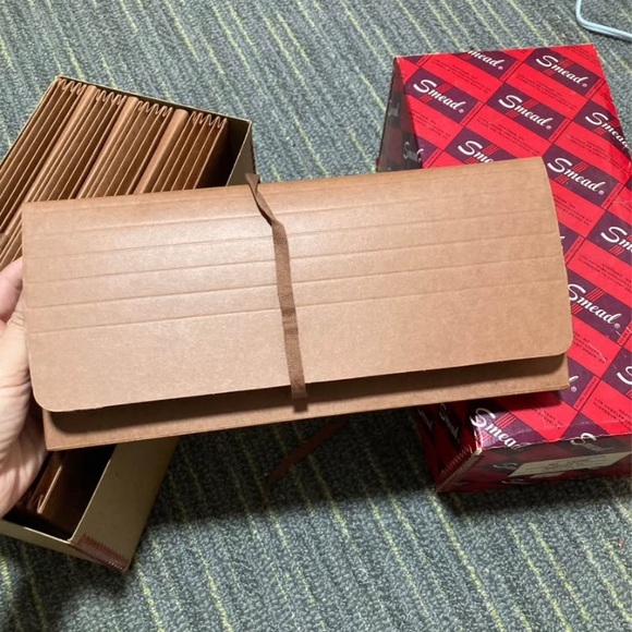 smead | Office | Smead Brown Expanding File Folders | Poshmark